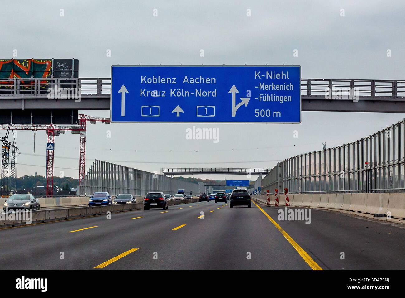 Stilvolle Autobahnkreuz Kln West Fotos