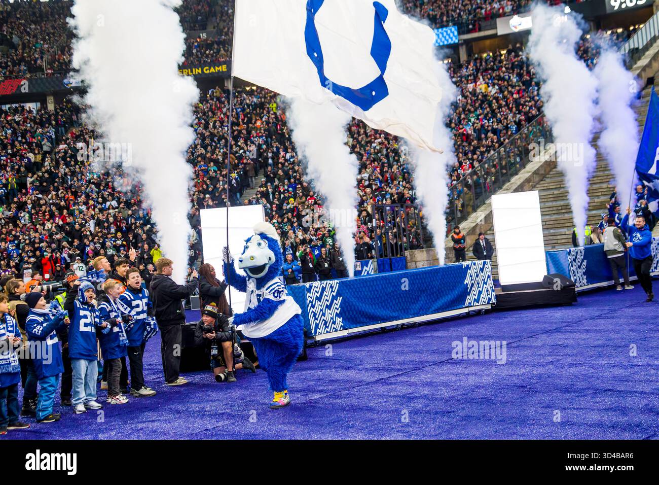 NFL International Series /Game : Indianapolis Colts vs. Atlanta Falcons ...