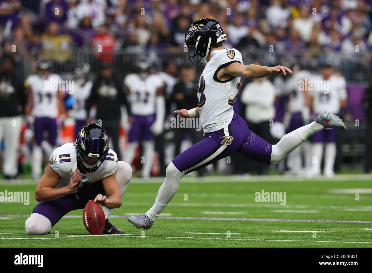 Baltimore Ravens kicker Tyler Loop (33) kicks a field goal against the ...