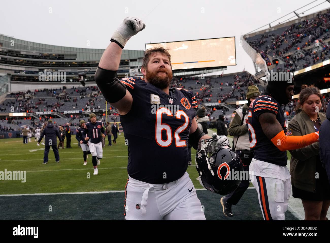 Chicago Bears guard Joe Thuney (62) reacts as he leaves the field after ...