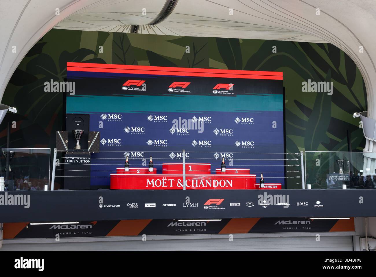 empty podium during the 2025 Formula 1 Grande Premio de Sao Paulo, 2025 ...