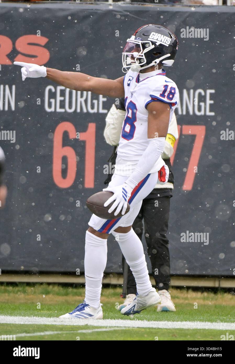 New York Giants wide receiver Darius Slayton (18) celebrates his first ...