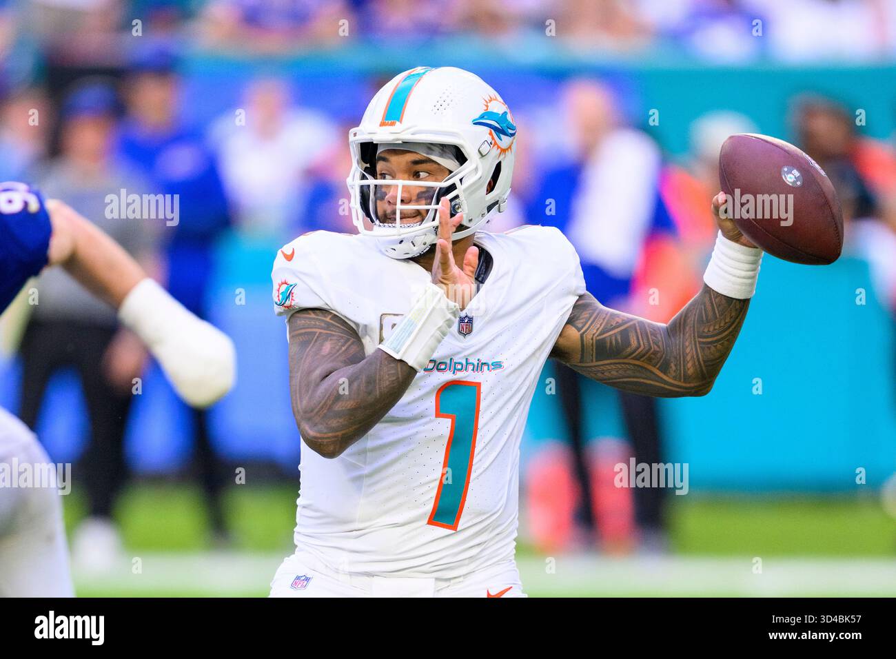 Miami Dolphins quarterback Tua Tagovailoa (1) throws the ball during an ...