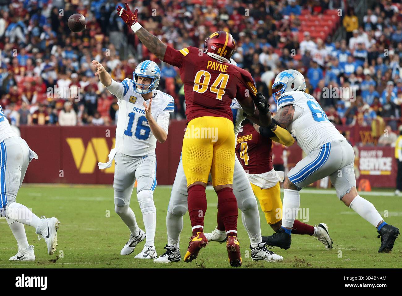 Detroit Lions quarterback Jared Goff (16) throws the ball during an NFL ...