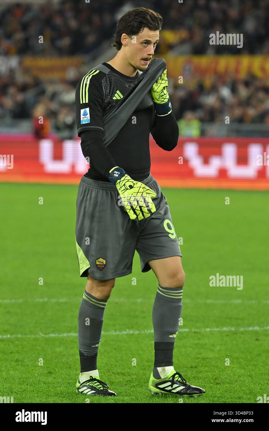 Mile Svilar of AS Roma during the serie A Enilive match between AS Roma ...
