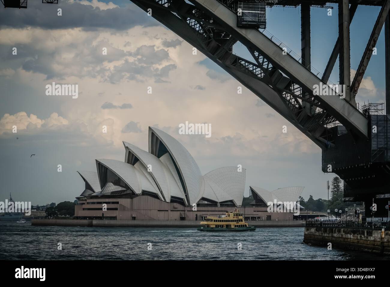 Sydney Opera House. Iconic landmark seen from Sydney Harbour, framed by ...