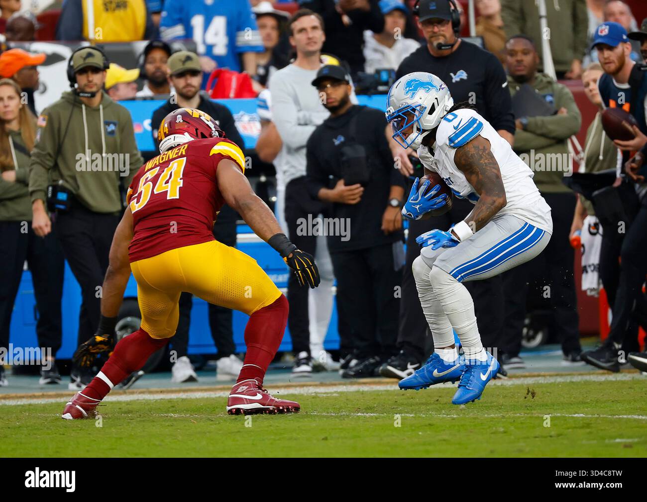 Nov 9, 2025: Detroit Lions RB #0 Jahmyr Gibbs squares up to Washington ...