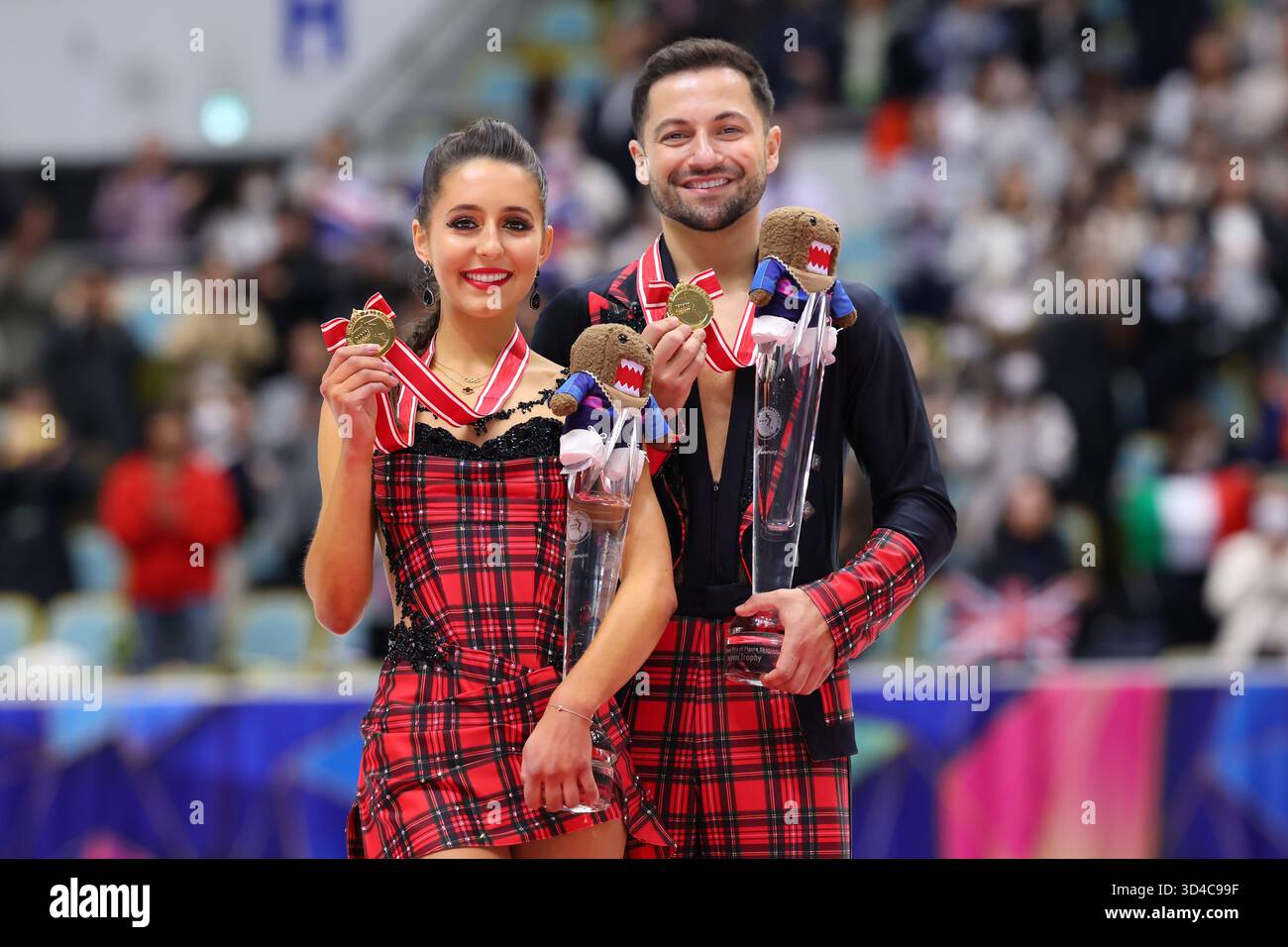 Lilah Fear & Lewis Gibson (GBR), NOVEMBER 8, 2025 - Figure Skating ...