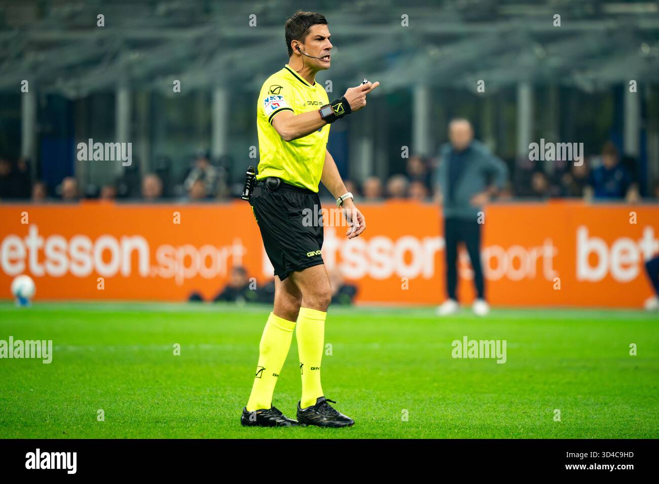 Gianluca Manganiello (Referee) during Inter - FC Internazionale vs SS ...