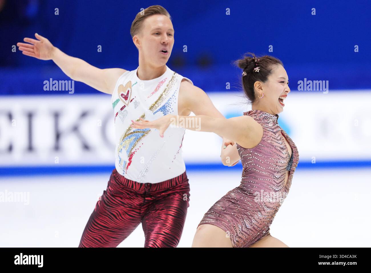 Yuka Orihara & Juho Pirinen (FIN), NOVEMBER 7, 2025 - Figure Skating ...