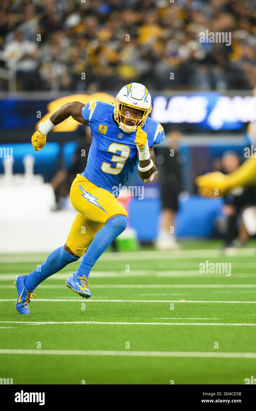 Los Angeles Chargers safety Derwin James Jr. (3) runs during an NFL ...