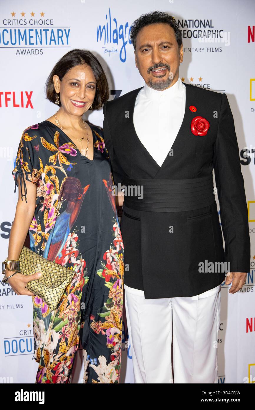 Aasif Mandvi and his wife, Shaifali Puri attend the Tenth Annual ...