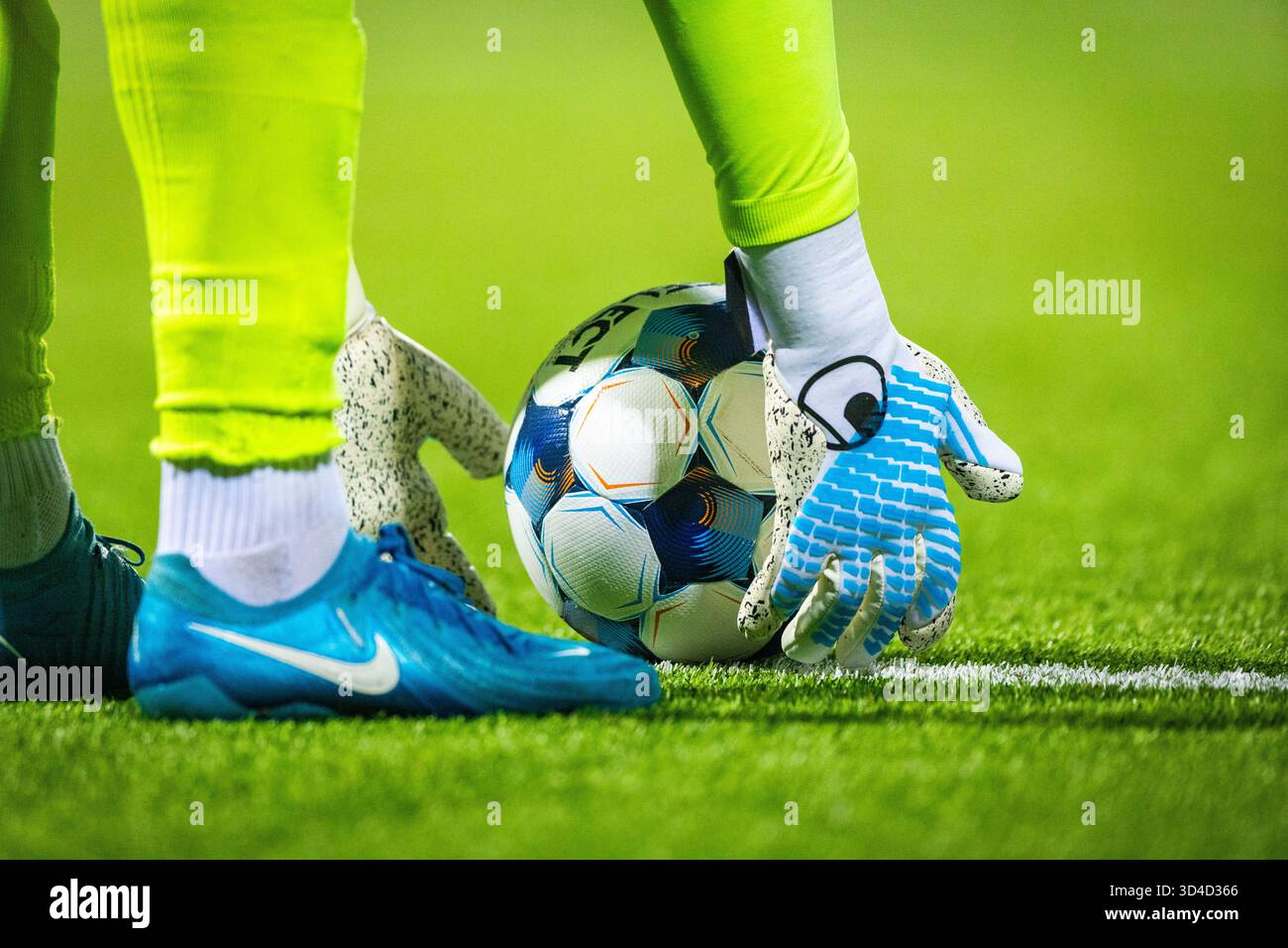 Sandefjord 20251109. Sandefjord's goalkeeper Elias Hadaya in the elite ...