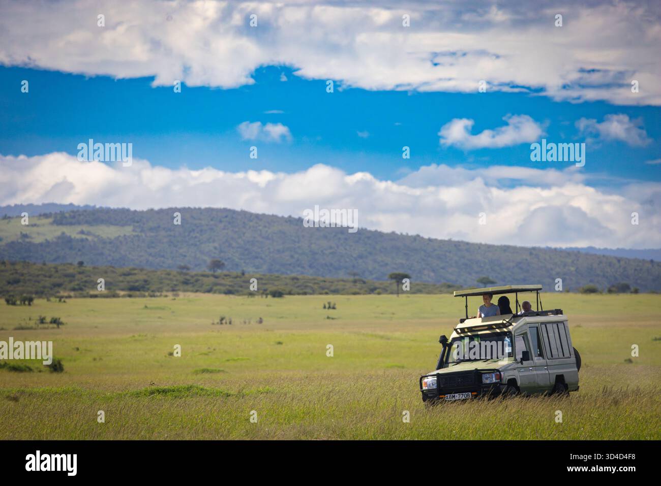 Masai mara luxury safari family hi-res stock photography and images - Alamy