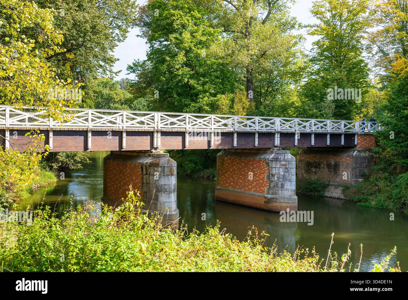 Doppelbrücke über die Neiße im Muskauer Park, UNESCO Welterbe, Bad ...