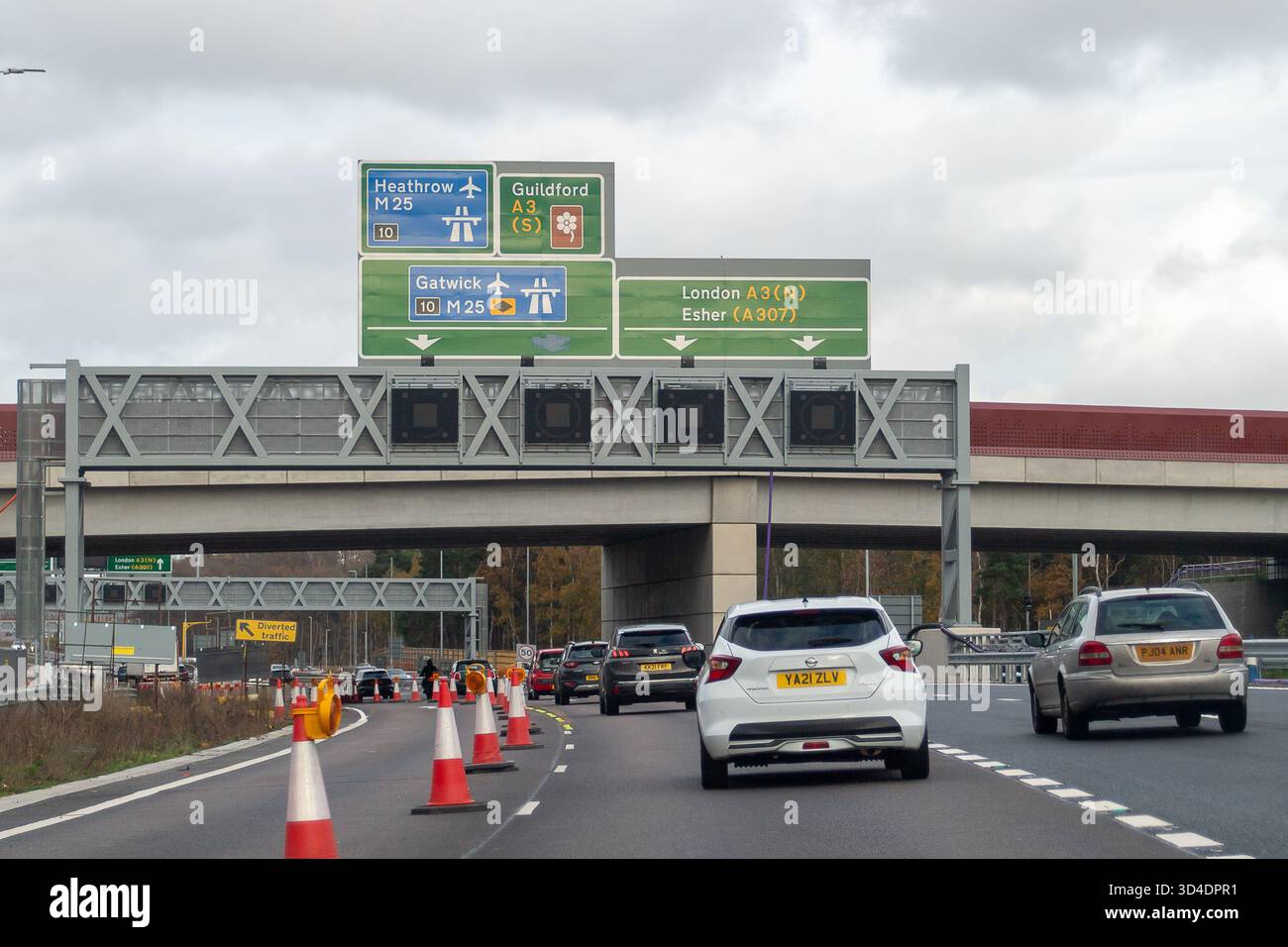 Wisley, Surrey, UK. 9th November, 2025. A newly built bridge across the ...
