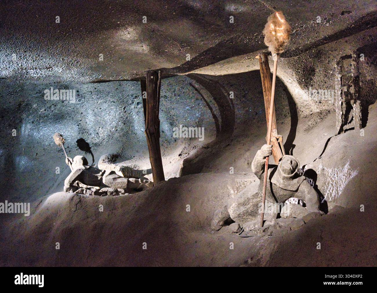 Statues carved by miners out of the rock salt hi-res stock photography and images - Alamy