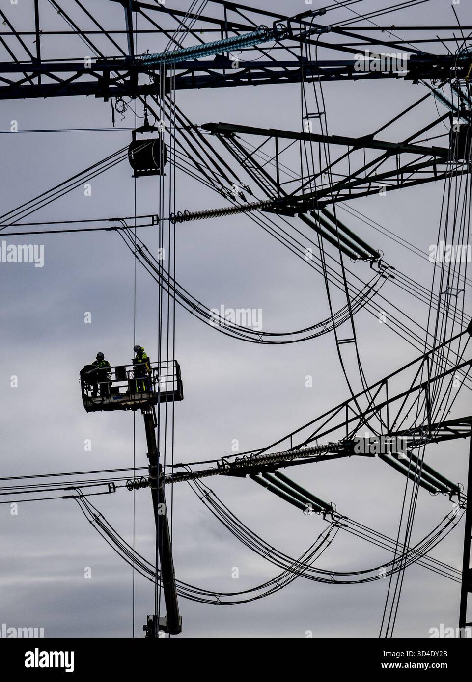 ROTTERDAM - High-voltage pylons dot the landscape. Electrical energy is ...