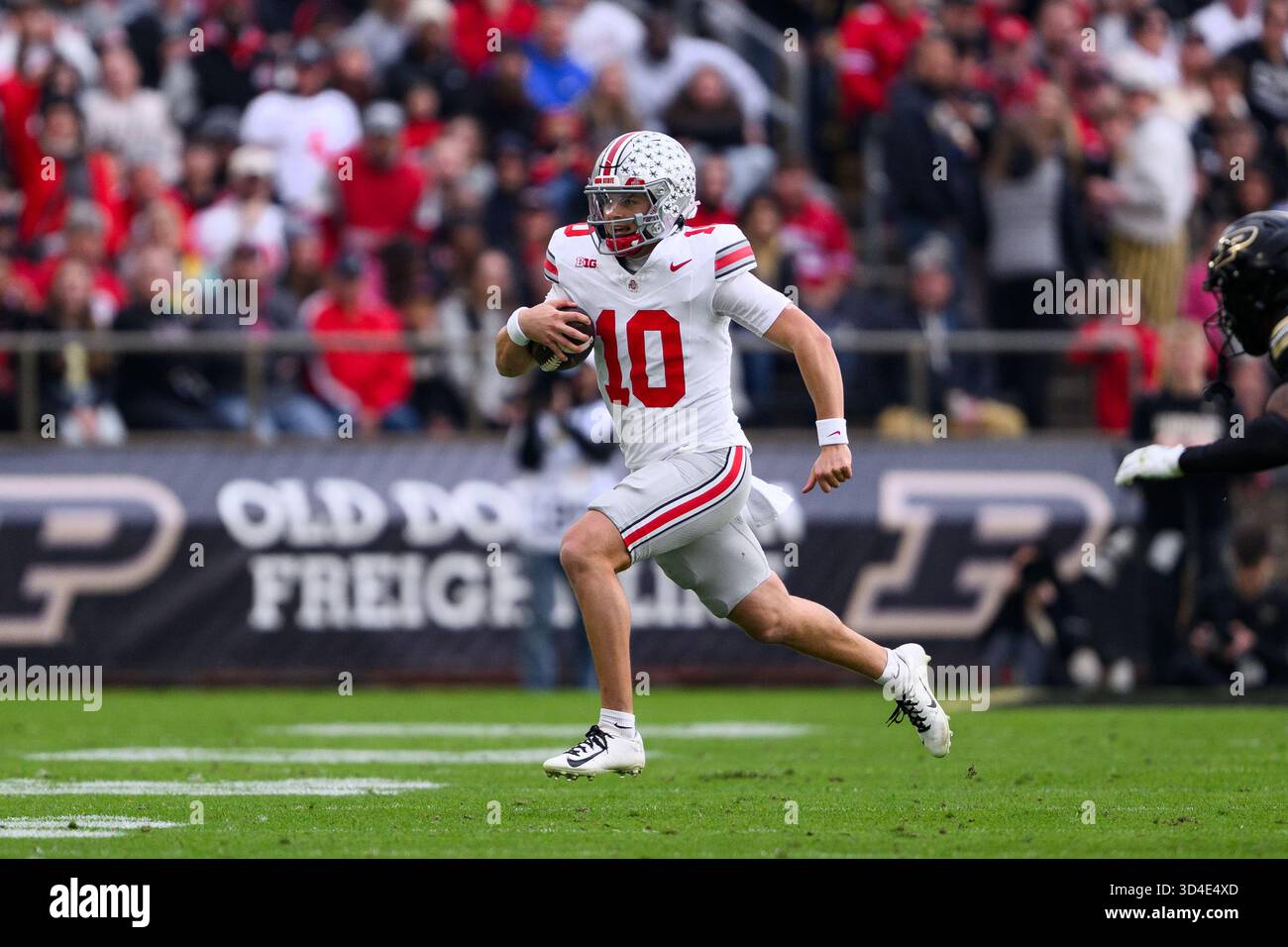 WEST LAFAYETTE, IN - NOVEMBER 08: Ohio State Buckeyes quarterback ...