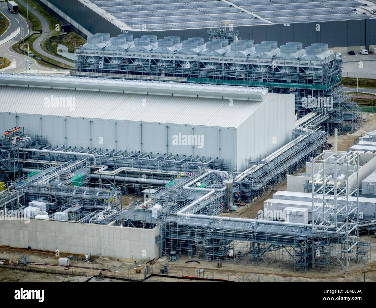 ROTTERDAM - Shell is building a hydrogen factory on the Maasvlakte. ANP ...