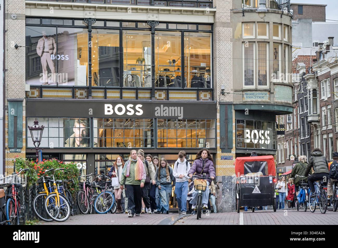 Boss Geschäft, Passanten, Shopping, Leidsestraat, Altstadt, Innenstadt ...