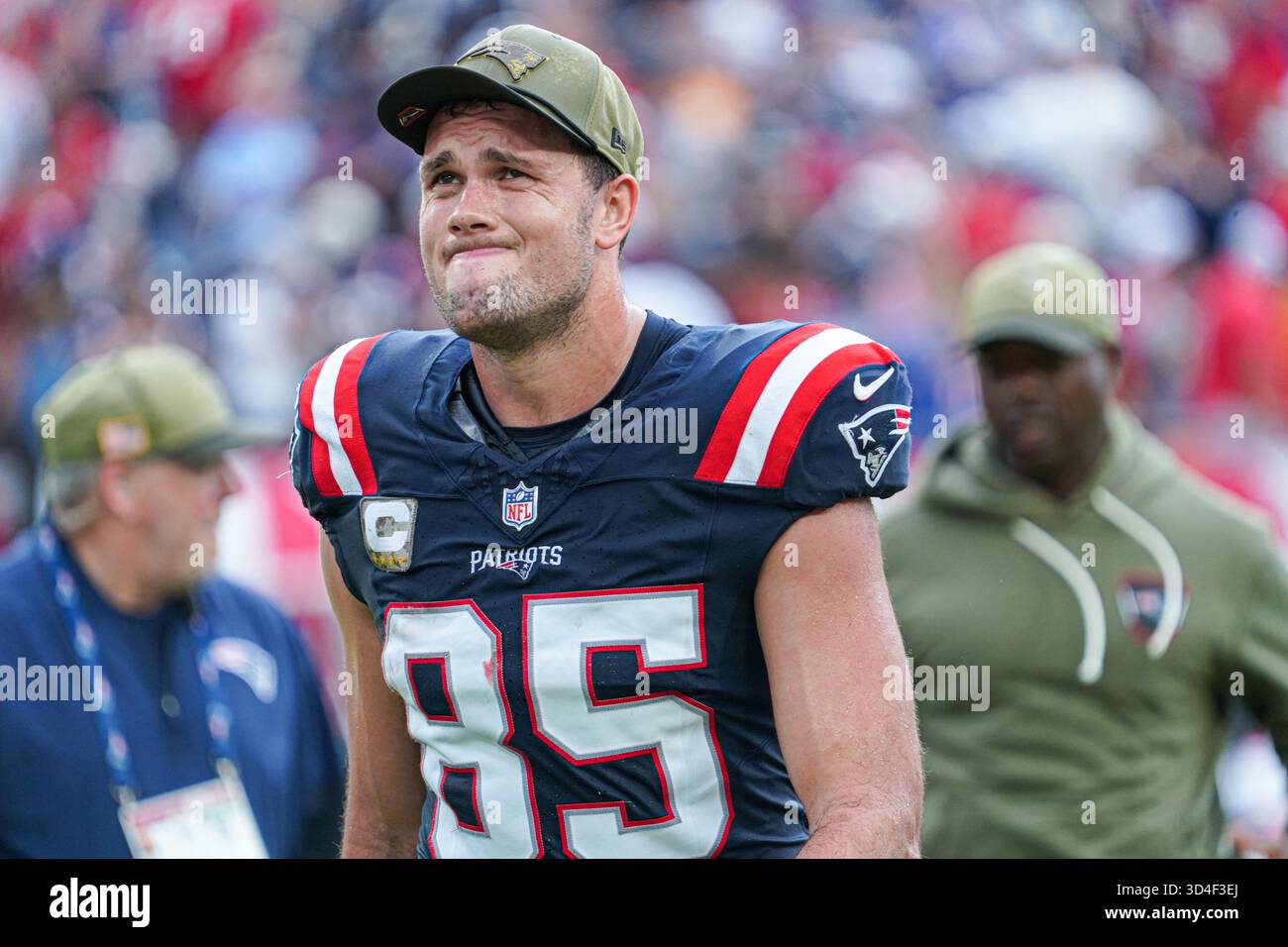 Tampa Bay, Florida, USA, November 9, 2025, New England Patriots tight ...