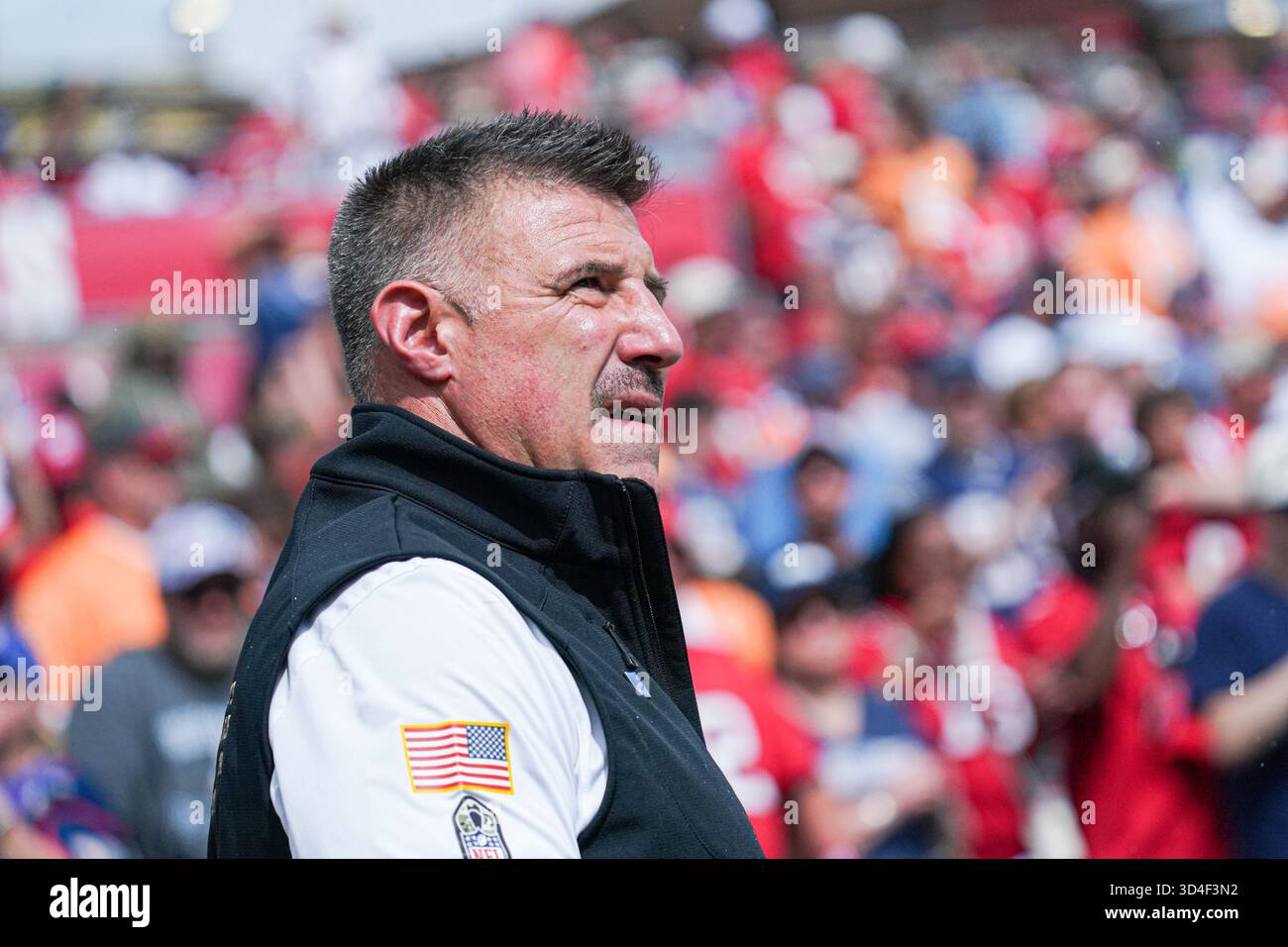 Tampa Bay, Florida, USA, November 9, 2025, New England Patriots head ...