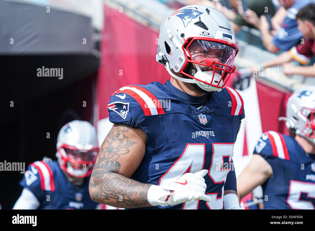 Tampa Bay, Florida, USA, November 9, 2025, New England Patriots player ...