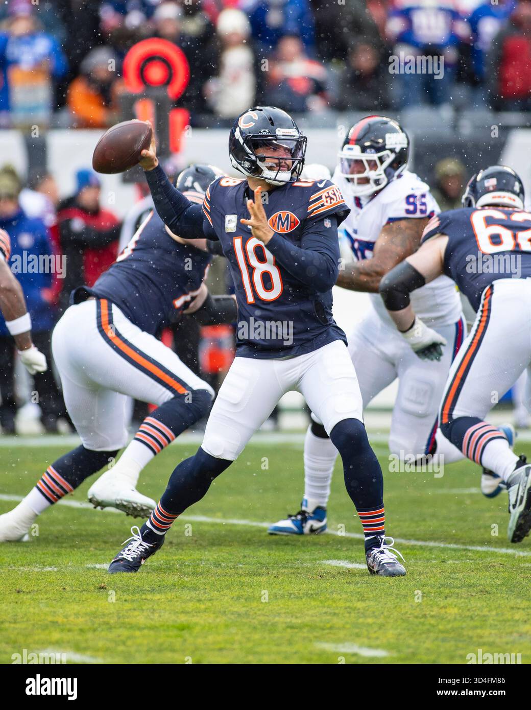 November 9, 2025: Chicago Bears Quarterback Caleb Williams (18) in ...