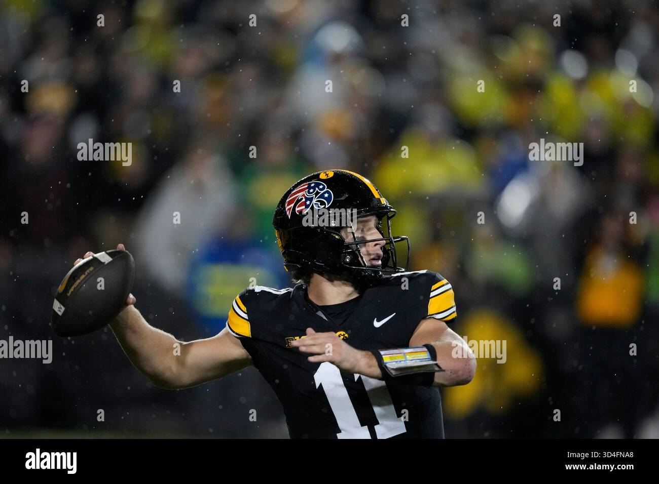 Iowa quarterback Mark Gronowski throws a pass during the second half of ...