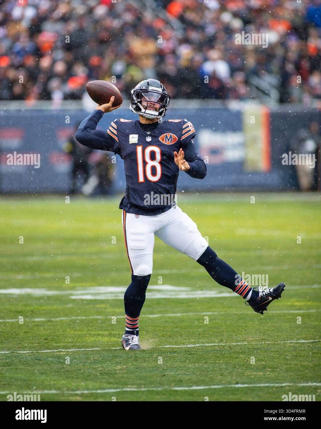 November 9, 2025: Chicago Bears Quarterback Caleb Williams (18) in ...