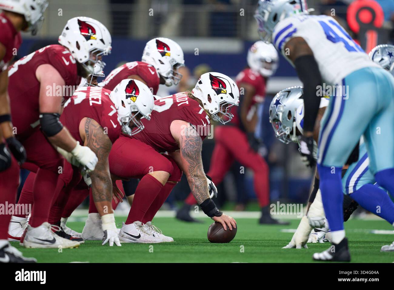Arizona Cardinals guard Hjalte Froholdt (72) grabs the ball to run a ...