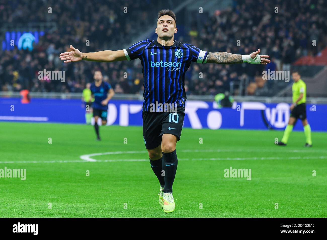 Lautaro Martinez of FC Internazionale celebrates after scoring a goal ...