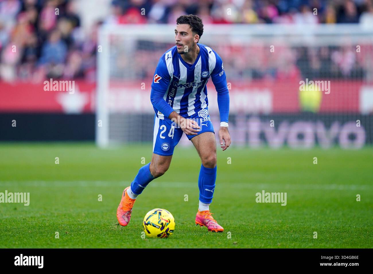Victor Parada of Deportivo Alaves during the La Liga match 2025-2026 ...