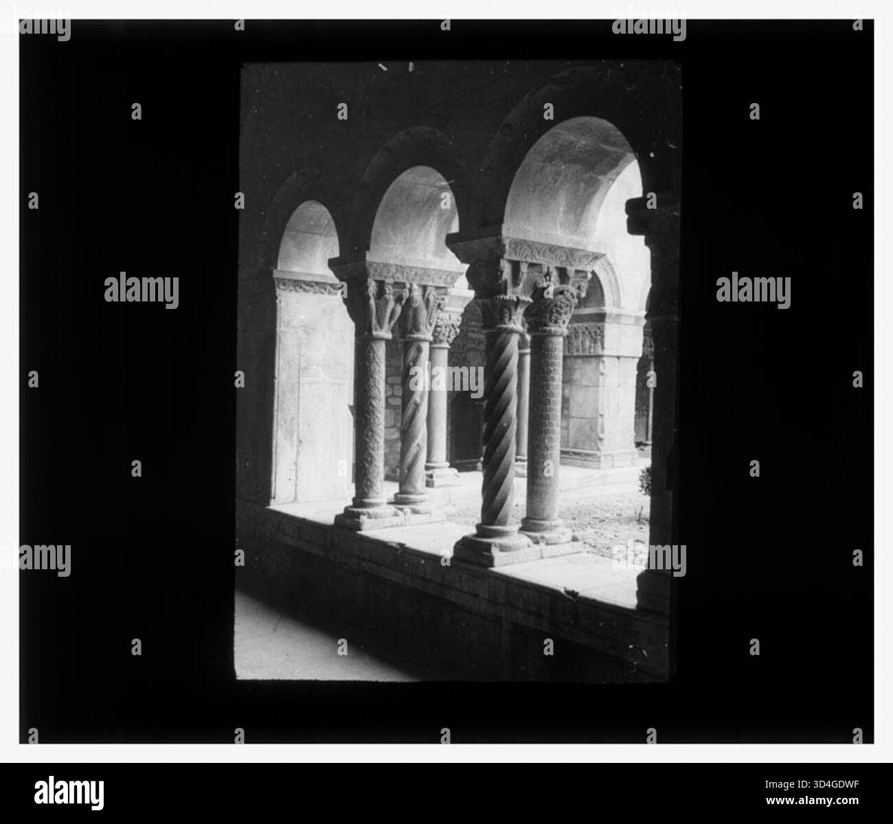 Cloister capitals Black and White Stock Photos & Images - Alamy