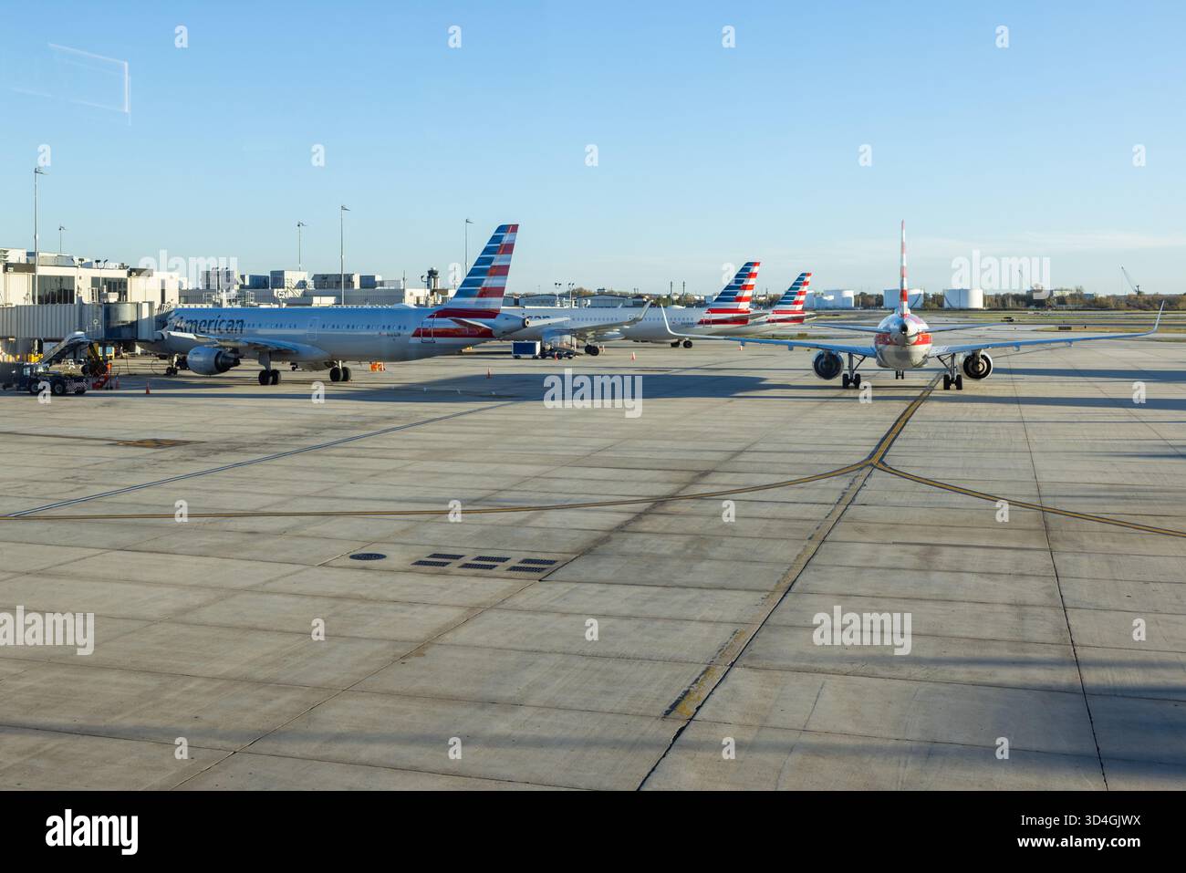 PHILADELPHIA, PENNSYLVANIA, USA, NOVEMBER 4, 2025: An American Airlines ...
