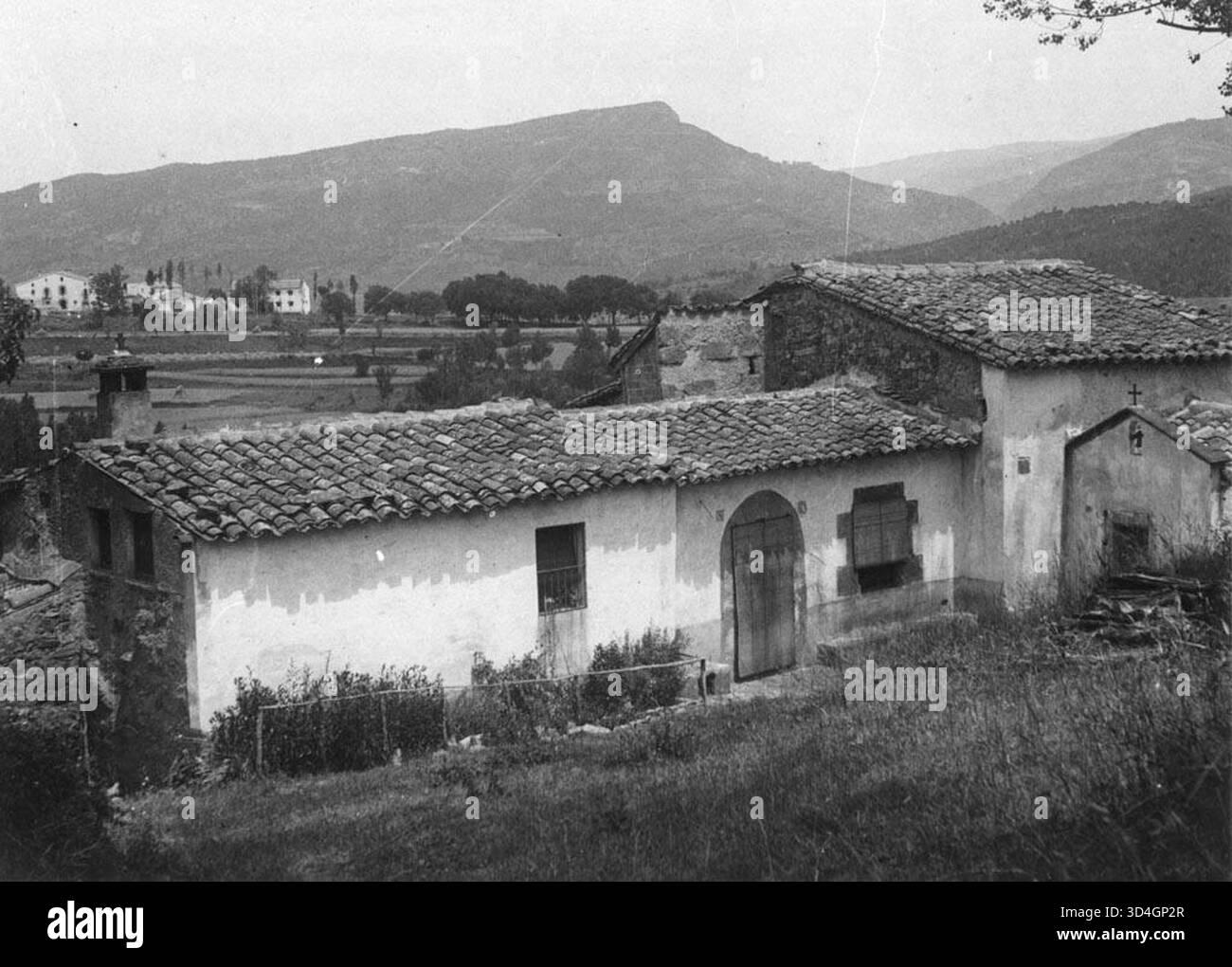 Farmhouse in spain Black and White Stock Photos & Images - Alamy