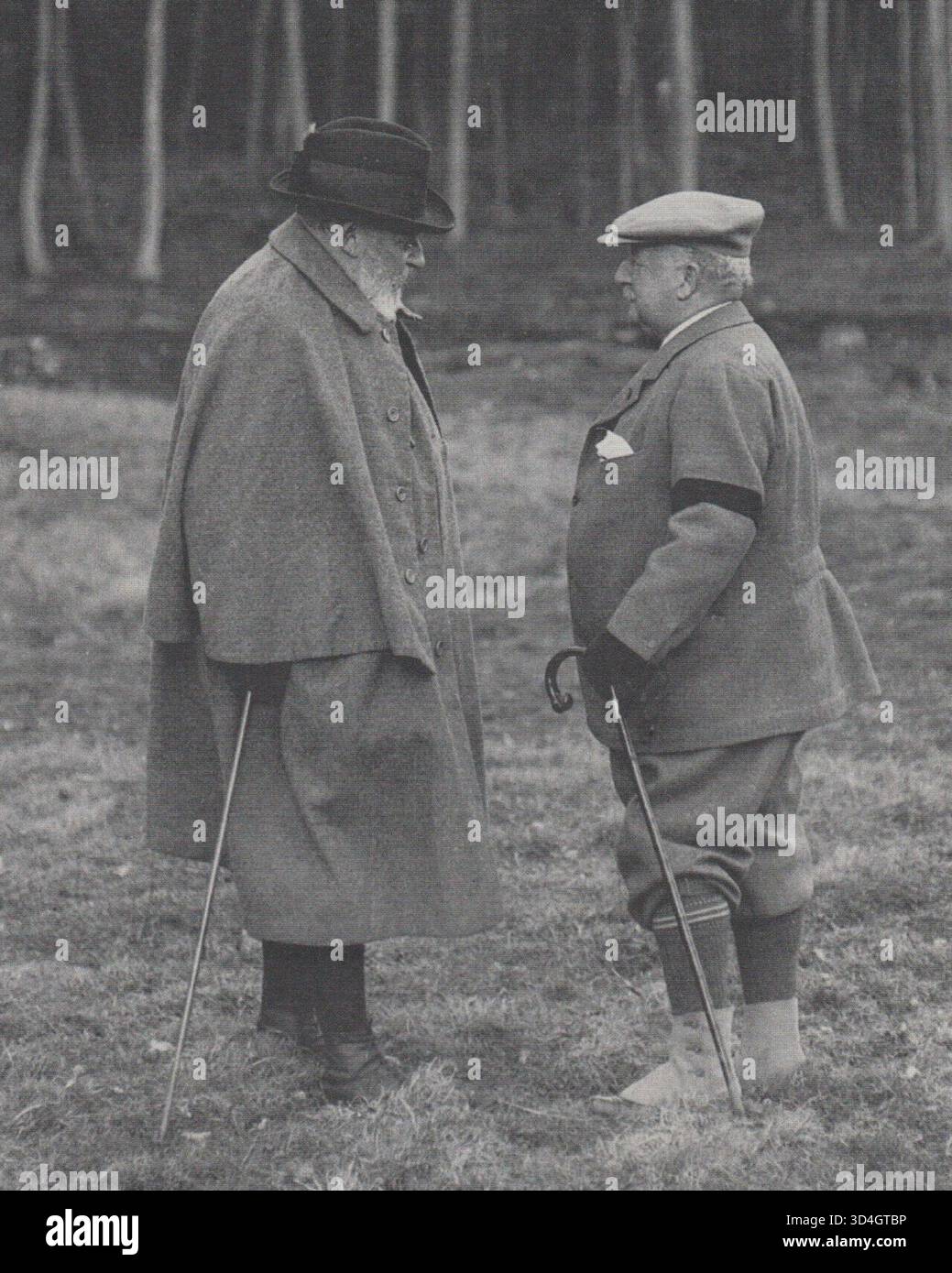 A photograph of H.M. King Edward VII alongside Edward Levy Lawson, 1st ...