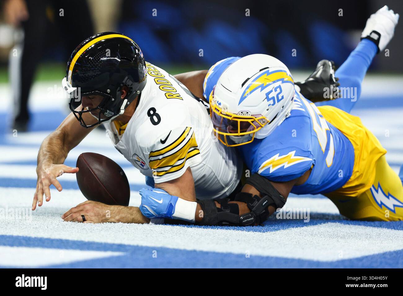 Los Angeles Chargers linebacker Khalil Mack (52) forces Pittsburgh ...