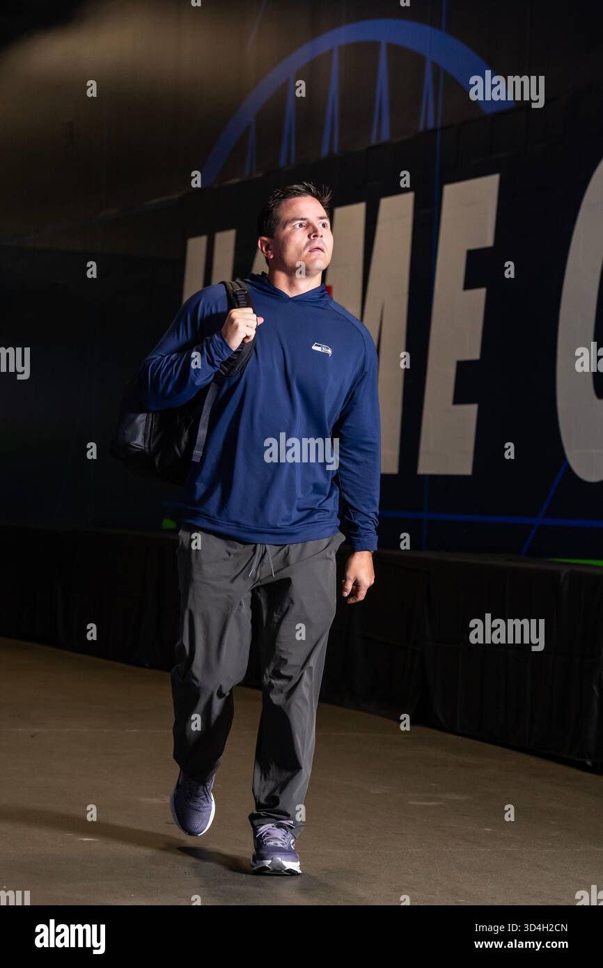 Seattle Seahawks head coach Mike Macdonald arrives before an NFL ...