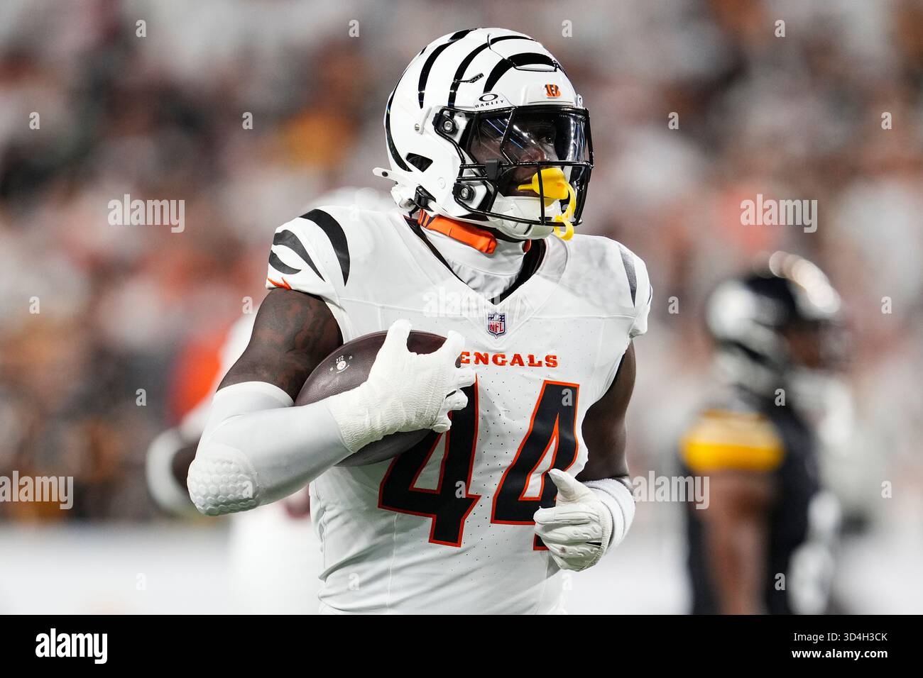 Cincinnati Bengals linebacker Demetrius Knight Jr. (44) looks on during ...