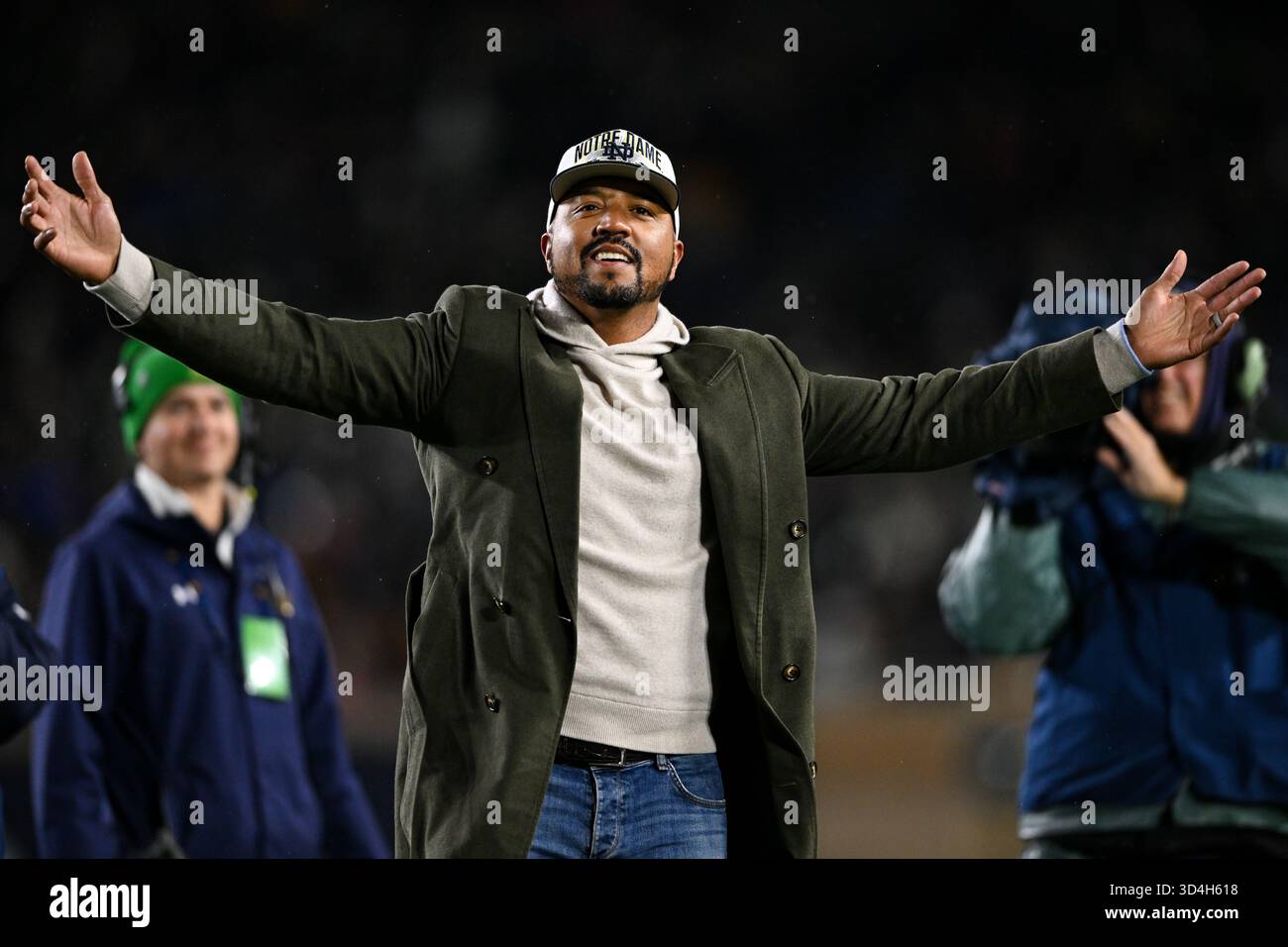 SOUTH BEND, IN - NOVEMBER 08: Former Notre Dame and NFL player Michael ...