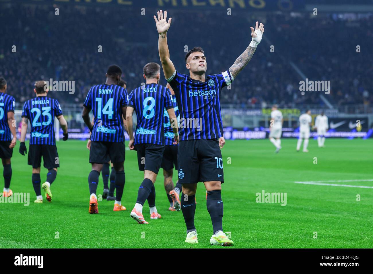 Lautaro Martinez of FC Internazionale celebrates after scoring a goal ...