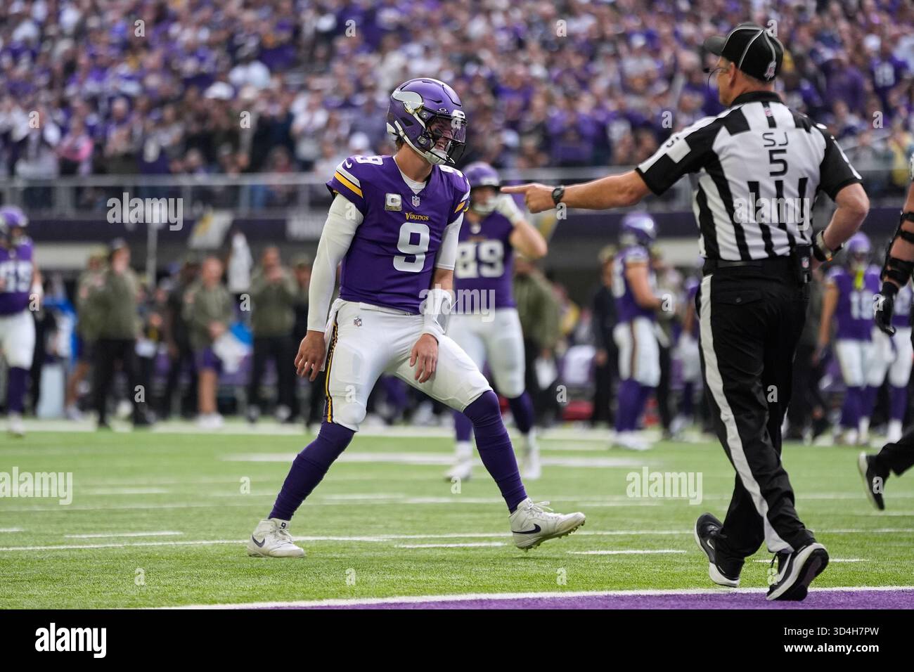 Minnesota Vikings quarterback J.J. McCarthy (9) celebrates a touchdown ...