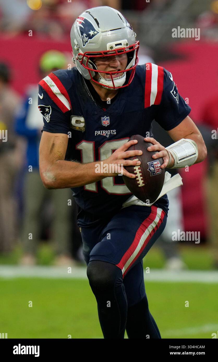 New England Patriots quarterback Drake Maye (10) against the Tampa Bay ...