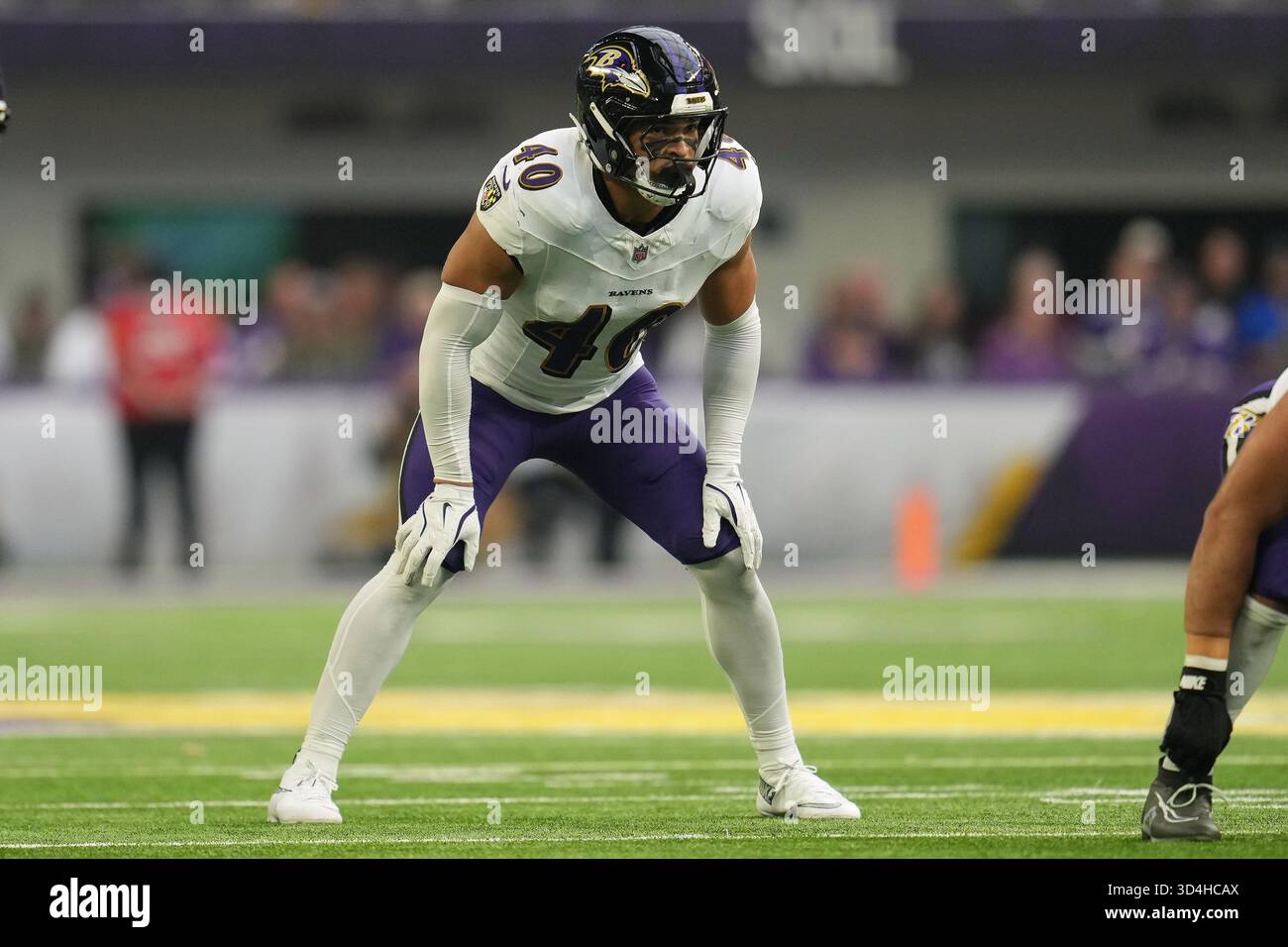 Baltimore Ravens linebacker Teddye Buchanan (40) lines up for play ...