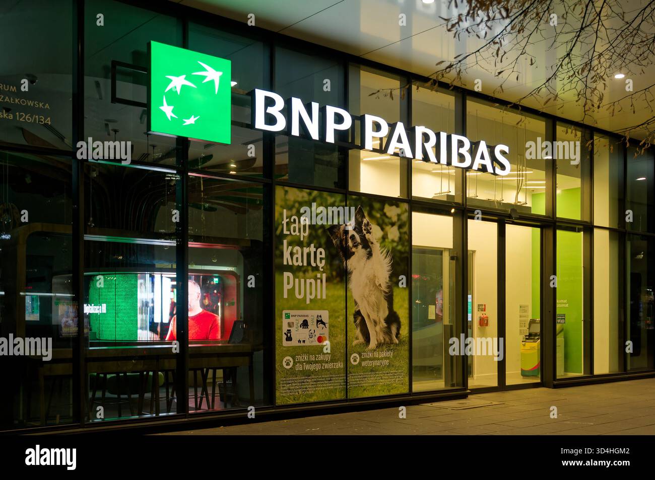 Entrance branch bnp paribas hi-res stock photography and images - Alamy