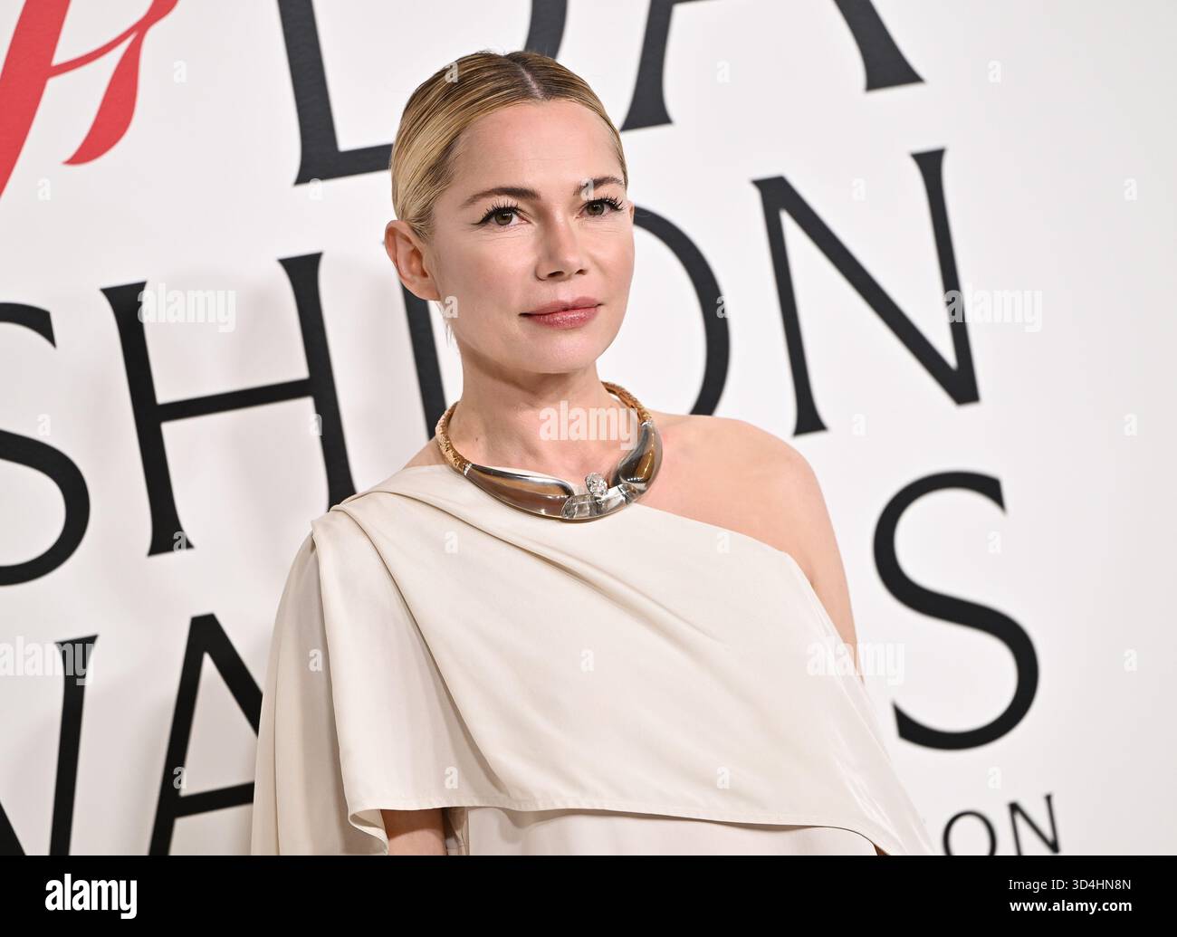 Michelle Williams attends the CFDA Fashion Awards, hosted by The ...