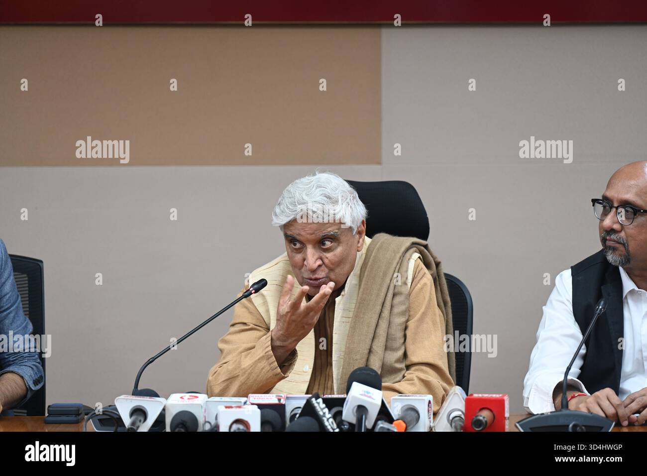 Javed akhtar dehli hi-res stock photography and images - Alamy