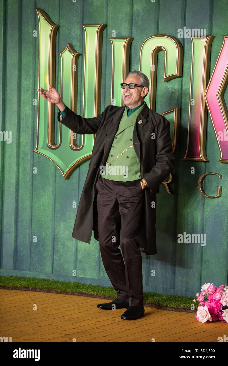 Jeff Goldblum attends the "Wicked: For Good" European Premiere at ...